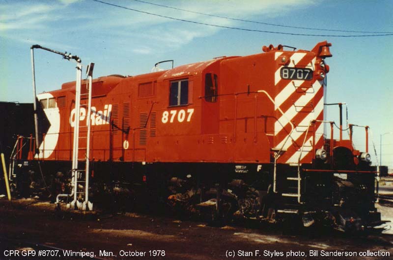 GP9 8707